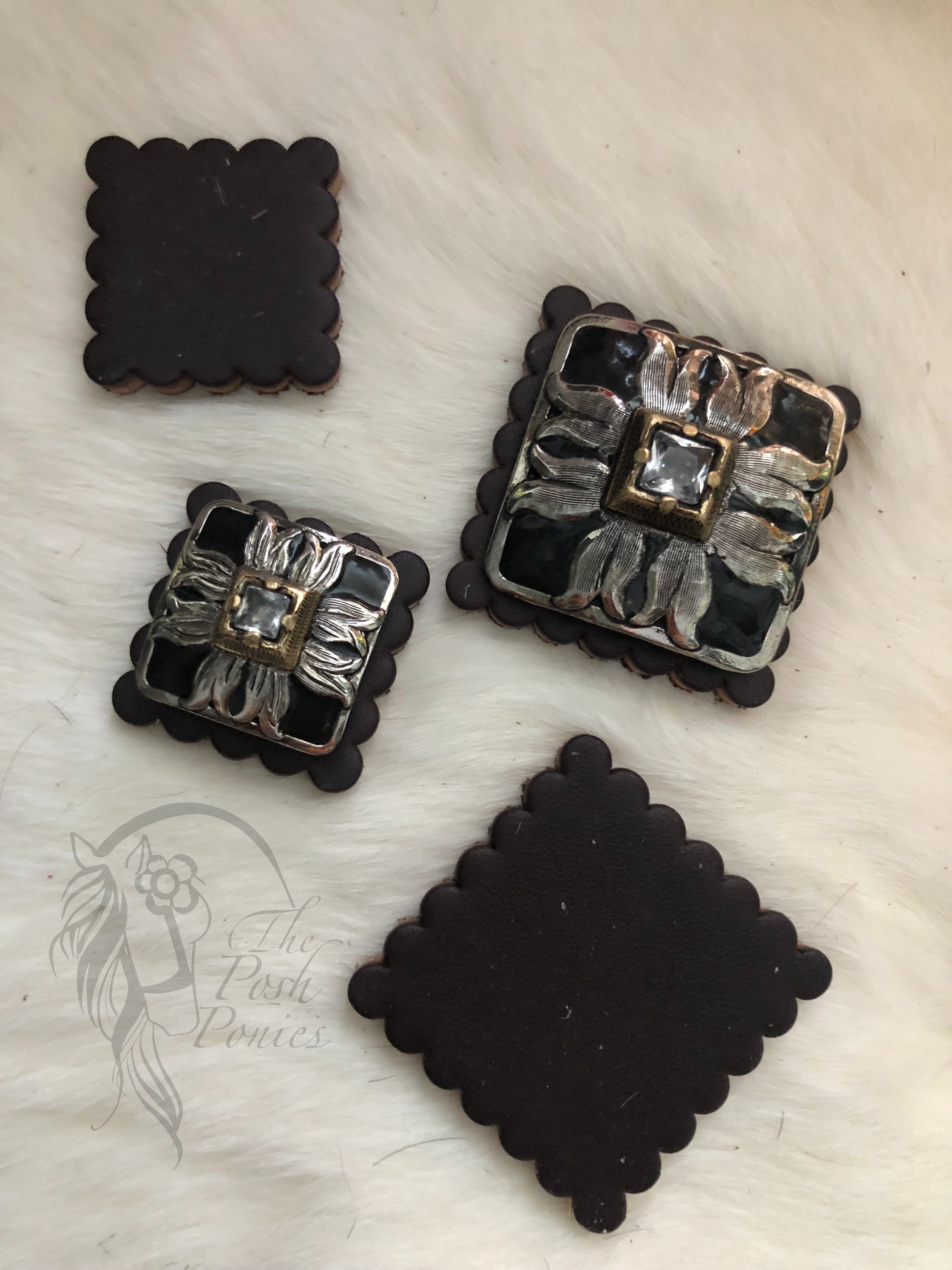 Leather Flowers & Rosettes – ThePoshPonies