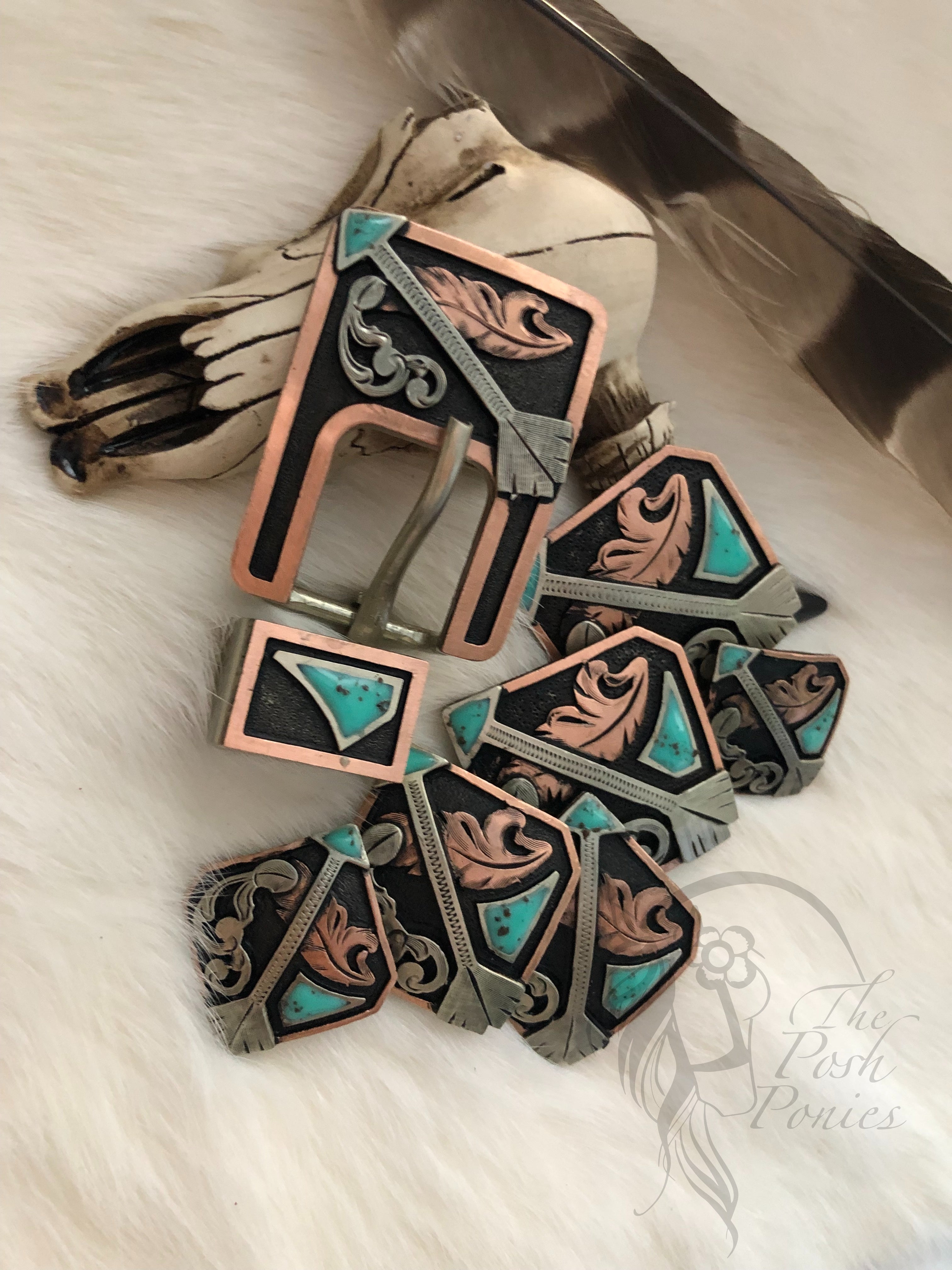 Chicago Conchos & Buckles – ThePoshPonies